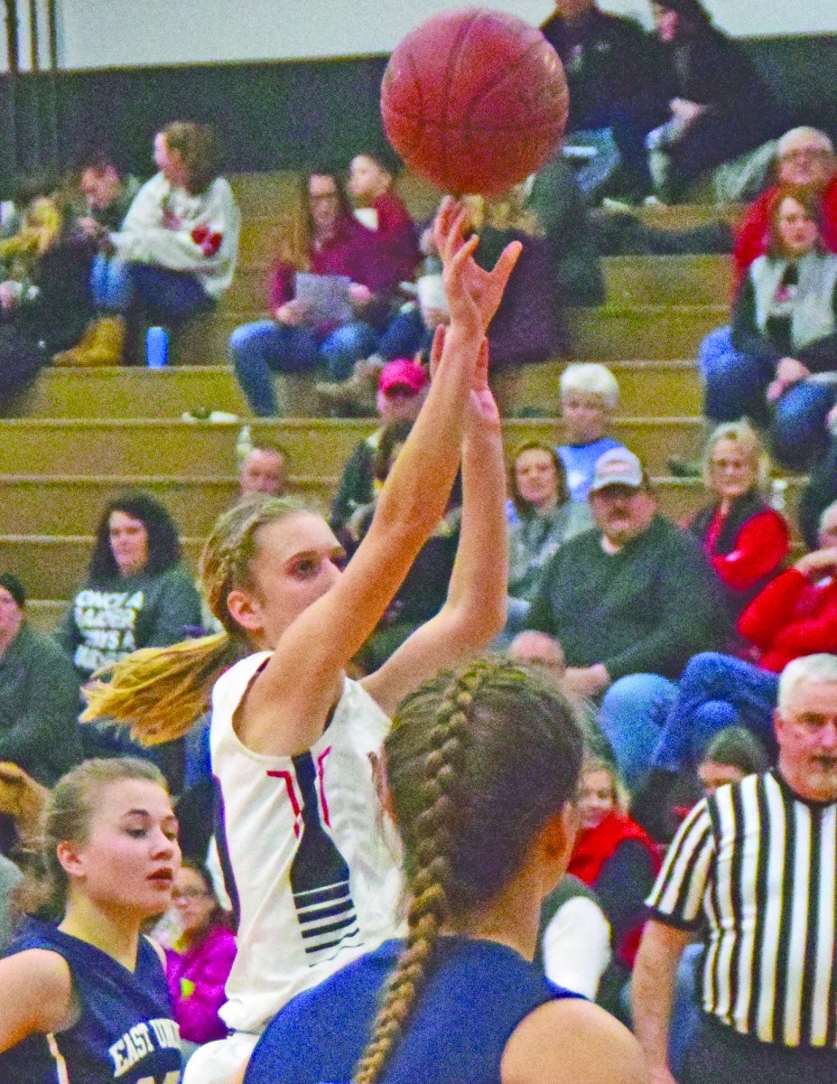 Hickman drains five 3-pointers in win over Eagles – Mount Ayr Record News