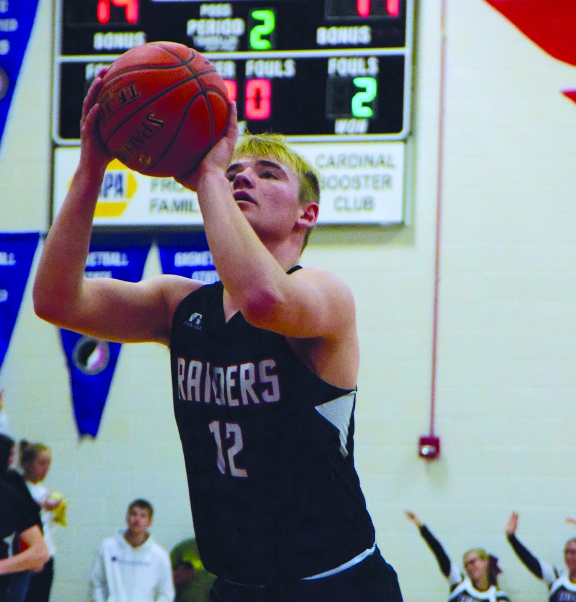 Raiders roll on to 11 game win streak – Mount Ayr Record News