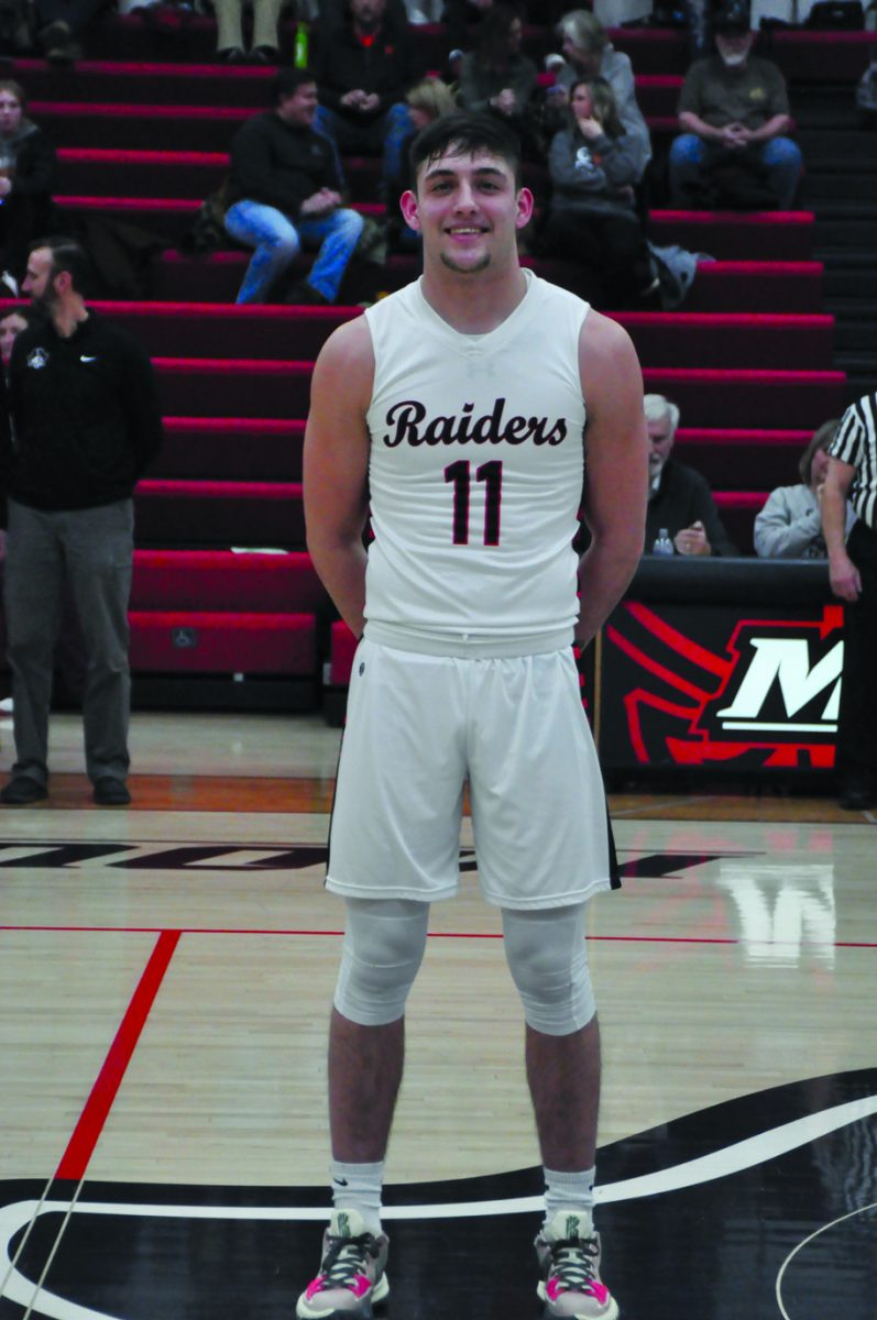 Frost sets high bar in career points – Mount Ayr Record News