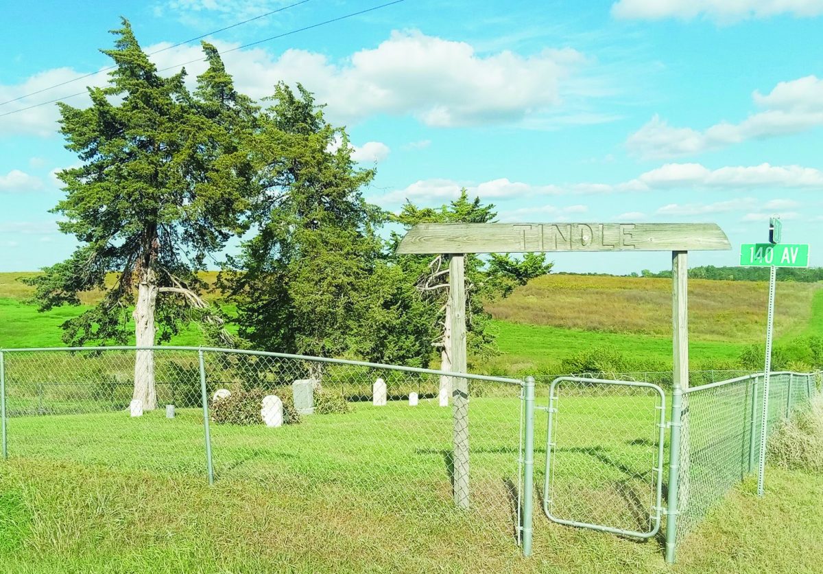 Snapshot of History: Tindle Cemetery – Mount Ayr Record News