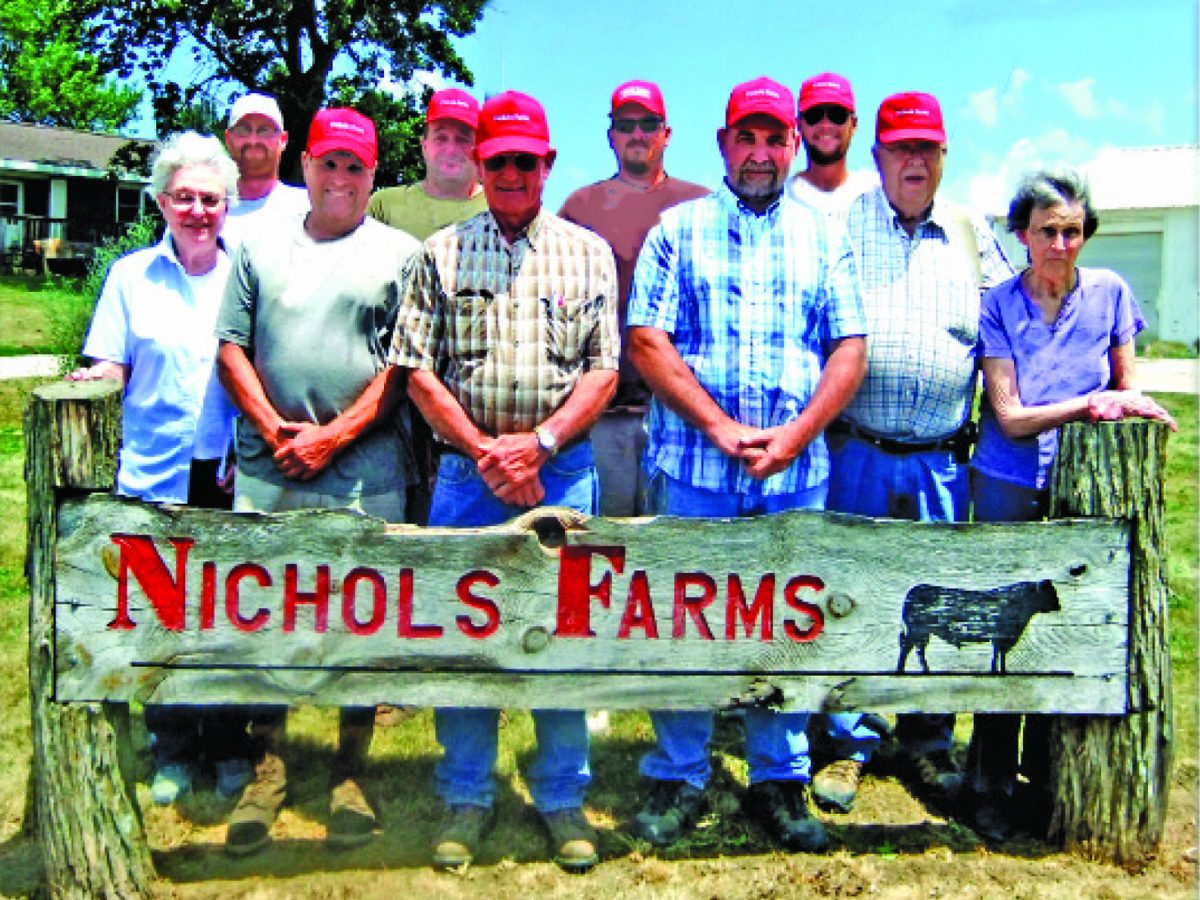 Bull sales honor family heritages – Mount Ayr Record News
